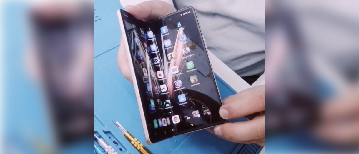 Tecno Phantom V Fold Launching on February 28 and Hands-on Pictures